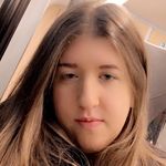 Alyson Walls's Instagram, Twitter & Facebook on IDCrawl