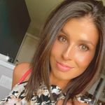 Becky Quesnel's Instagram, Twitter & Facebook on IDCrawl