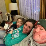 Sheila Hinch's Instagram, Twitter & Facebook on IDCrawl