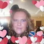 Angela Selig's Instagram, Twitter & Facebook on IDCrawl