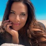 Angela Schoenbauer's Instagram, Twitter & Facebook on IDCrawl