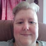 Angie Hitt's Instagram, Twitter & Facebook on IDCrawl