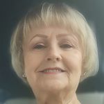 Linda Polachek's Instagram, Twitter & Facebook on IDCrawl