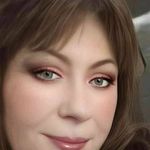 Anna Welty's Instagram, Twitter & Facebook on IDCrawl