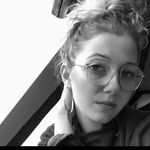 Anna Dippel's Instagram, Twitter & Facebook on IDCrawl