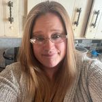 Ashley Deschamp's Instagram, Twitter & Facebook on IDCrawl