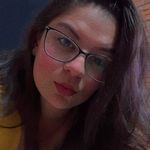 Alejandra Tavares's Instagram, Twitter & Facebook on IDCrawl