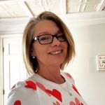 Bobbie Straw's Instagram, Twitter & Facebook on IDCrawl