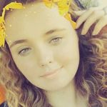 Carrie Coombs's Instagram, Twitter & Facebook on IDCrawl