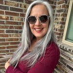 Cindy Farhat's Instagram, Twitter & Facebook on IDCrawl