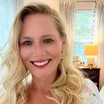 Colleen Roach's Instagram, Twitter & Facebook on IDCrawl