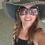 Cynthia Renaud's Instagram, Twitter & Facebook on IDCrawl