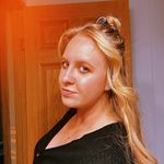 Deanna Singer's Instagram, Twitter & Facebook on IDCrawl