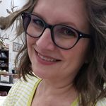 Donna Bench's Instagram, Twitter & Facebook on IDCrawl