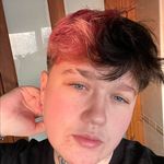 Angelique Buck's Instagram, Twitter & Facebook on IDCrawl