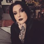 Iris Adamson's Instagram, Twitter & Facebook on IDCrawl