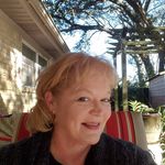 Janet Batt's Instagram, Twitter & Facebook on IDCrawl