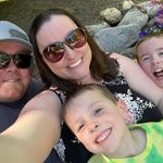 Jennifer Overholt's Instagram, Twitter & Facebook on IDCrawl