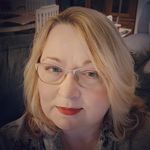 Joanne Locke's Instagram, Twitter & Facebook on IDCrawl