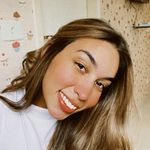 Julia Elias's Instagram, Twitter & Facebook on IDCrawl