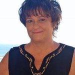 Kim Lowen's Instagram, Twitter & Facebook on IDCrawl