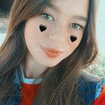Laura Wiechert's Instagram, Twitter & Facebook on IDCrawl