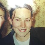 Laurie Hirth's Instagram, Twitter & Facebook on IDCrawl