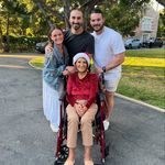 Lisa Berst's Instagram, Twitter & Facebook on IDCrawl