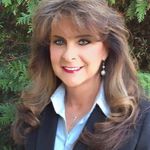 Lisa Burcham's Instagram, Twitter & Facebook on IDCrawl