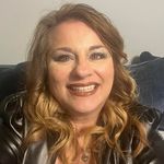 Lisa Dragon's Instagram, Twitter & Facebook on IDCrawl