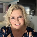 Lisa Tinch's Instagram, Twitter & Facebook on IDCrawl