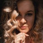 Lisa Zeinert's Instagram, Twitter & Facebook on IDCrawl