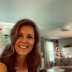 Renee Bateman's Instagram, Twitter & Facebook on IDCrawl