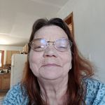 Roxanne Rosenau's Instagram, Twitter & Facebook on IDCrawl