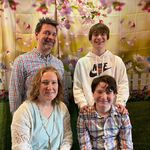 Shonda Lee's Instagram, Twitter & Facebook on IDCrawl