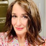 Stephanie Kinnard's Instagram, Twitter & Facebook on IDCrawl
