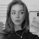 Suzanne Moniz's Instagram, Twitter & Facebook on IDCrawl